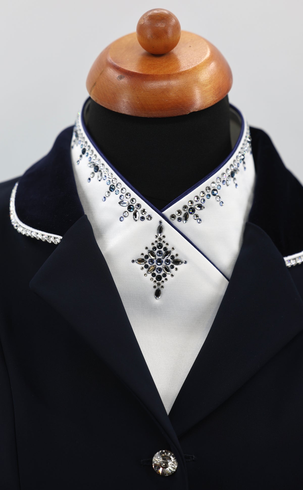 Swarovski Plastron Lamantia classic avant Blue– Lamantia Couture NL